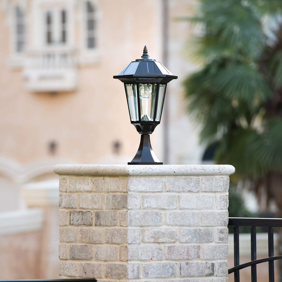 Windsor Solar Lamp